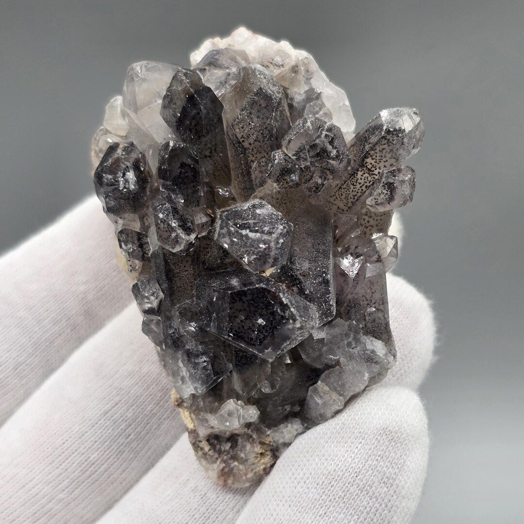 Black Phantom Quartz Cluster With Iron-oxide Phantom Inclusions ...