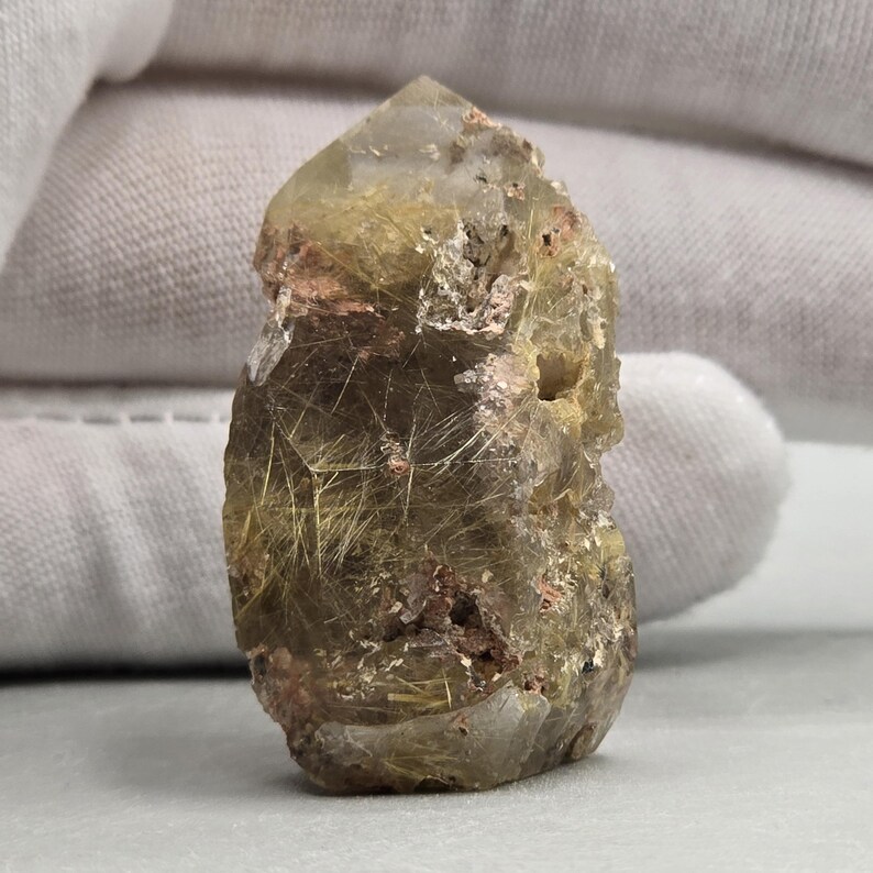 Golden Rutile Quartz – High-density Rutile Inclusions in Partially ...
