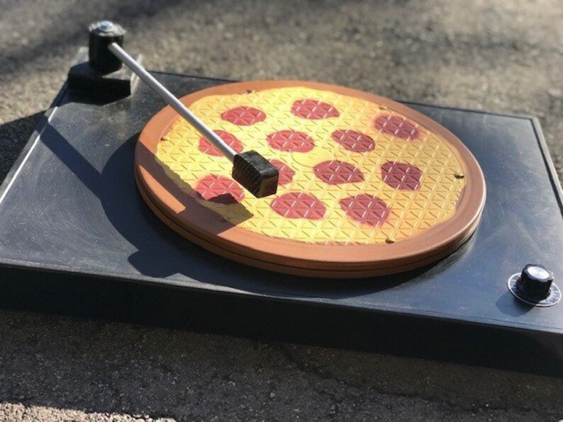 Pizza DJ Turntable / Record Player - Etsy