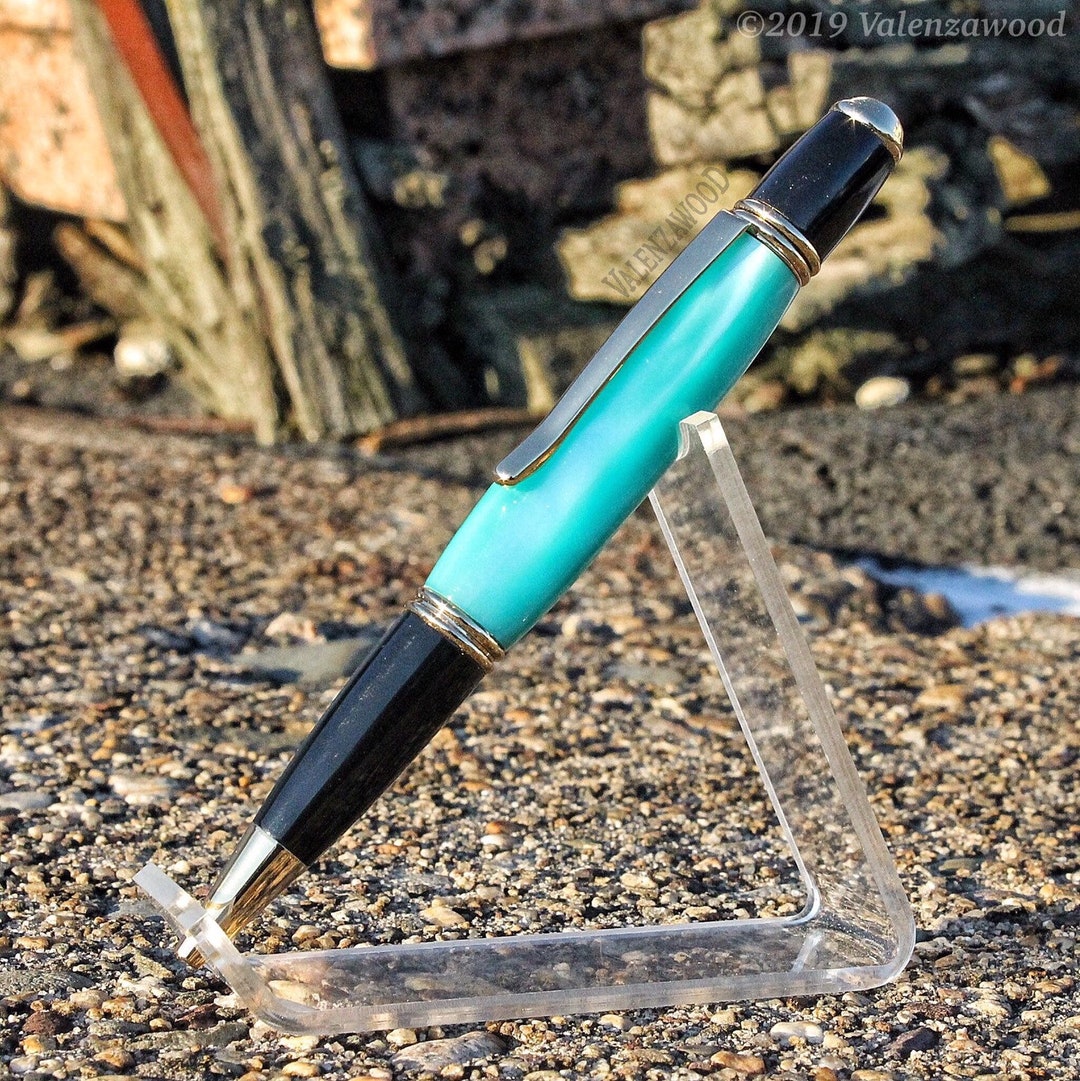 Turquoise Teal Light Blue Ocean Shimmer Swirl Pen, Black and Gold ...