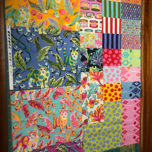 Tabby Road Quilt Kit - Etsy
