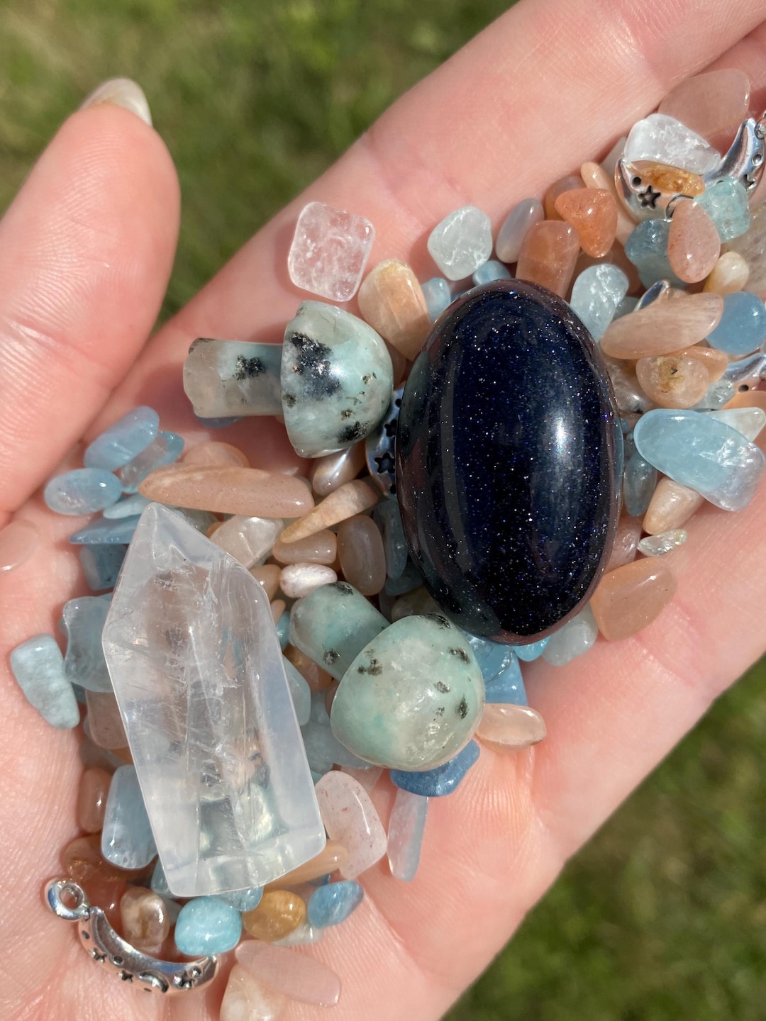 Crystal Confetti - 100 Grams - Kiwi Jasper - Blue Sandstone - Sunstone ...