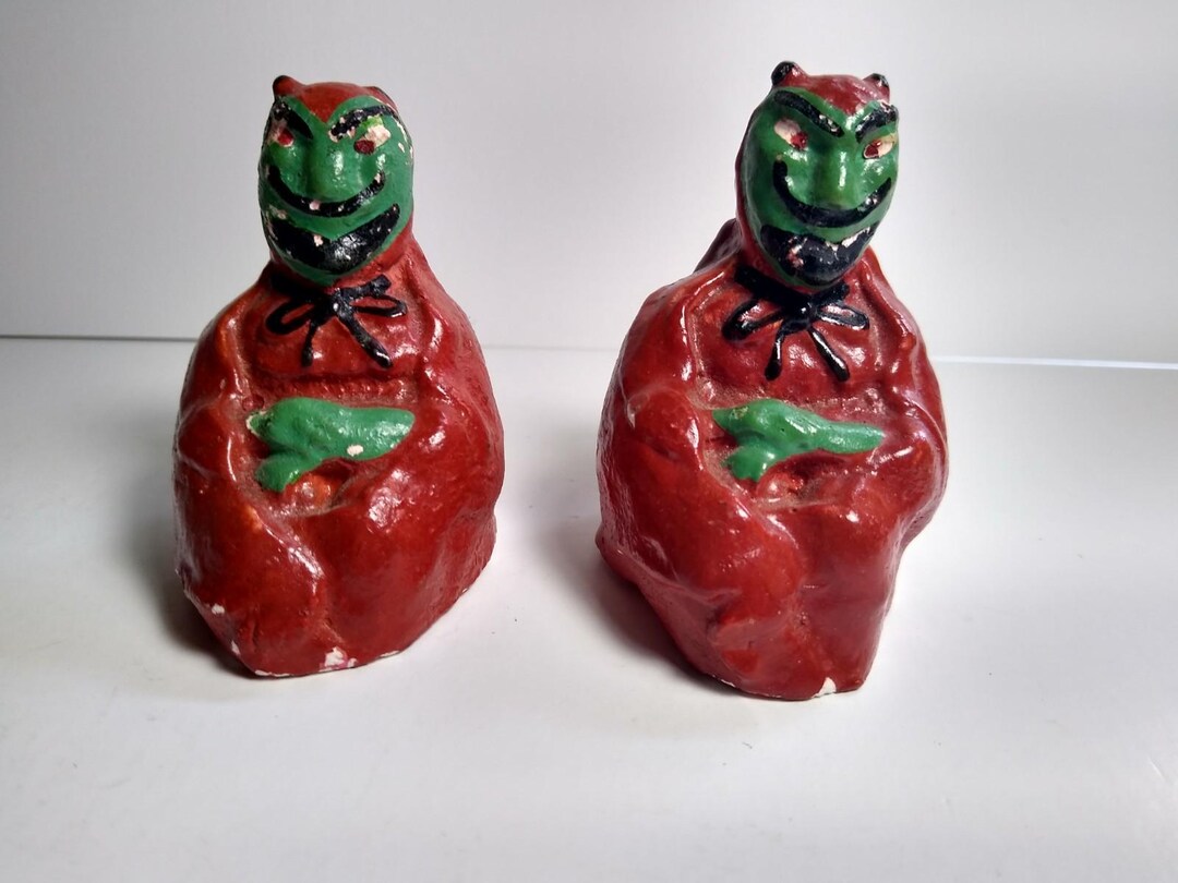Vintage Devil Satan Salt & Pepper Shakers Souvenir Denver CO Spooky ...