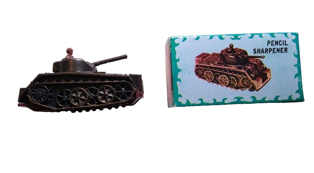 Die-cast Military Tank Figural Pencil Sharpener in Original Box Hong ...