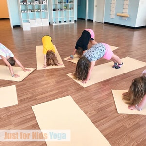 Brown Bear Yoga Lesson Plan, Cube Game, Mini Book, Mindfulness, Kids ...