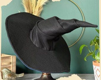 Grey crooked Mage Witch Hat / Wizard Hat / Pointy Hat / Mage, Sorcerer ...