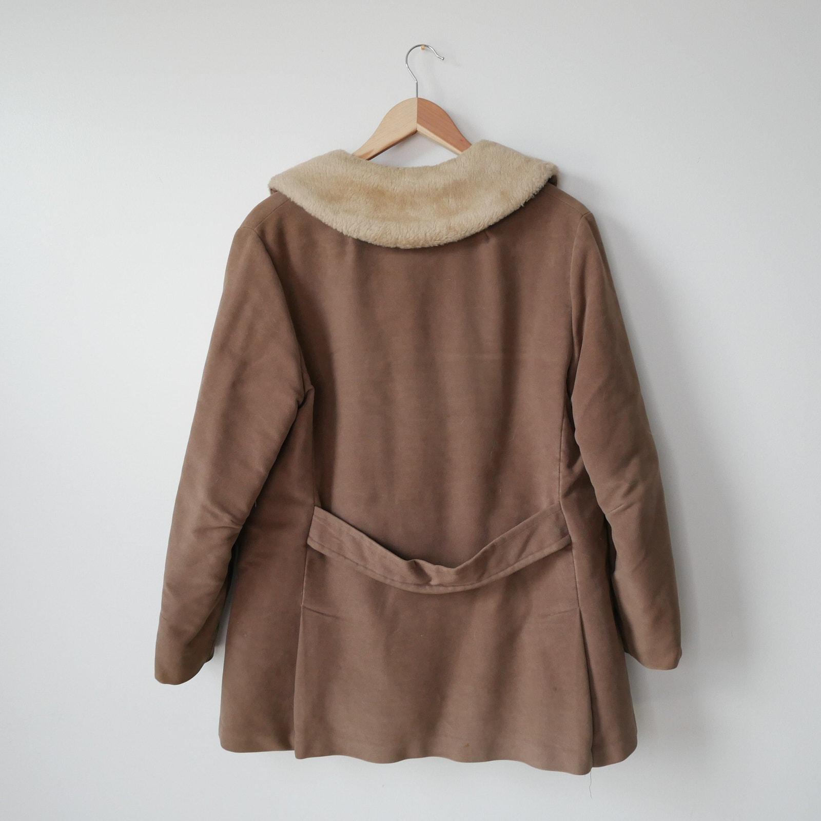 70s Shearling Jacket 1970s Vintage Sheepskin Borg Deep Pile Taupe Coat ...