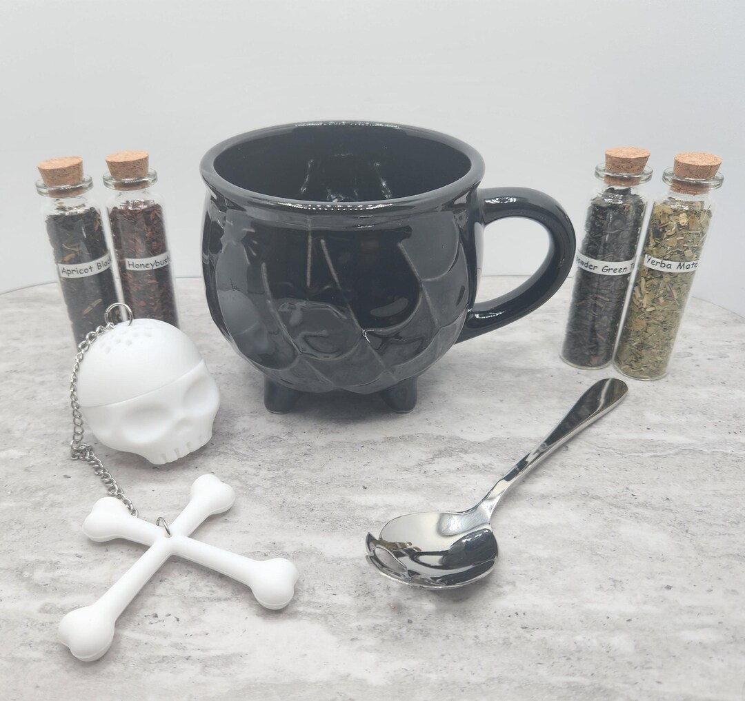 Spider Cauldron Spooky Tea Lovers Gift Box - Tea Samples - Skull ...