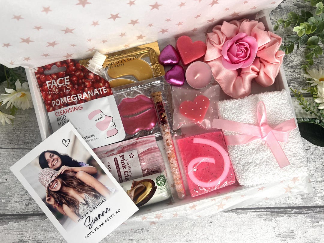 Christmas Pamper Gift Box – Self Care Hamper for Women, Relaxation Spa ...