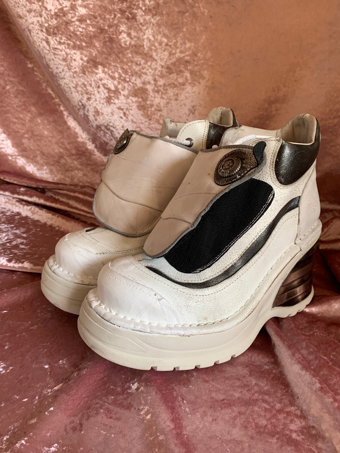 New Rock vintage boots/ Vintage platform/ 90s shoes/ 90s | Etsy