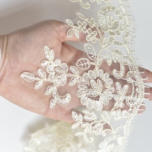 Champagne lace ribbon store