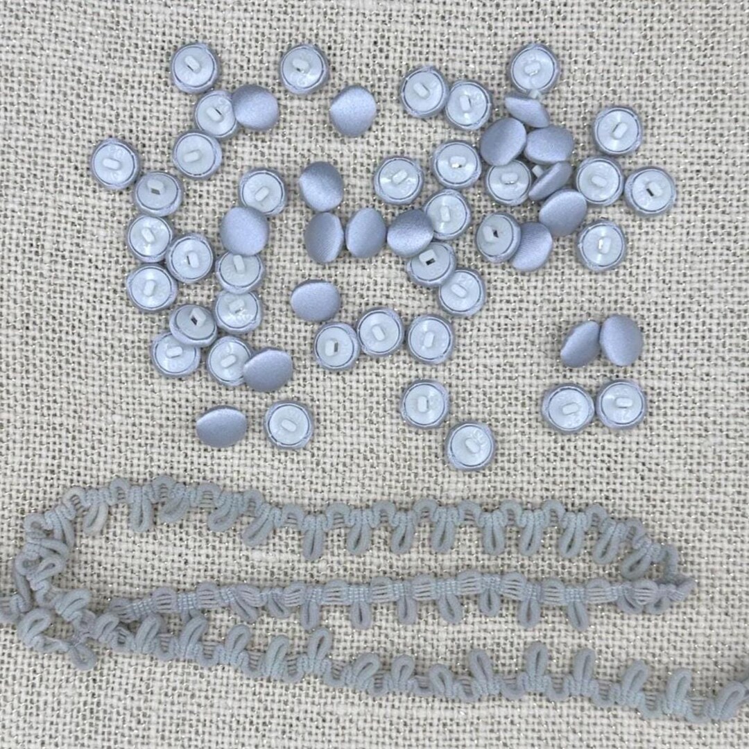 50 Pieces Light Gray Buttons & Button Lace: 50pc Set, 1/2" Sewing ...