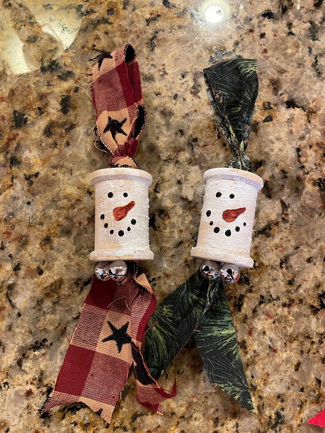 Antiqued Hand-painted Wooden Spool Snowman Ornaments - Etsy