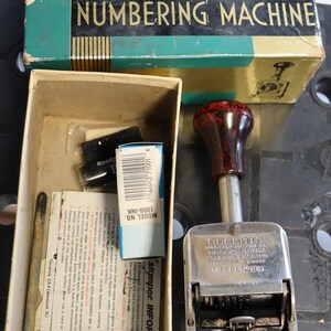Vintage Roberts Model No 190 Numbering Machine in a Bates Box - Etsy