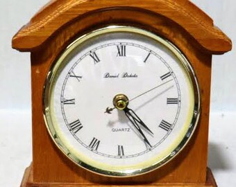 Daniel Dakota Clock - Etsy