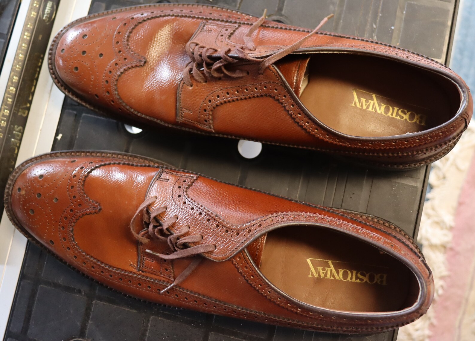 Vintage Pair of 12A Bostonia Leather Men's Wing-tip Shoes Never Worn ...