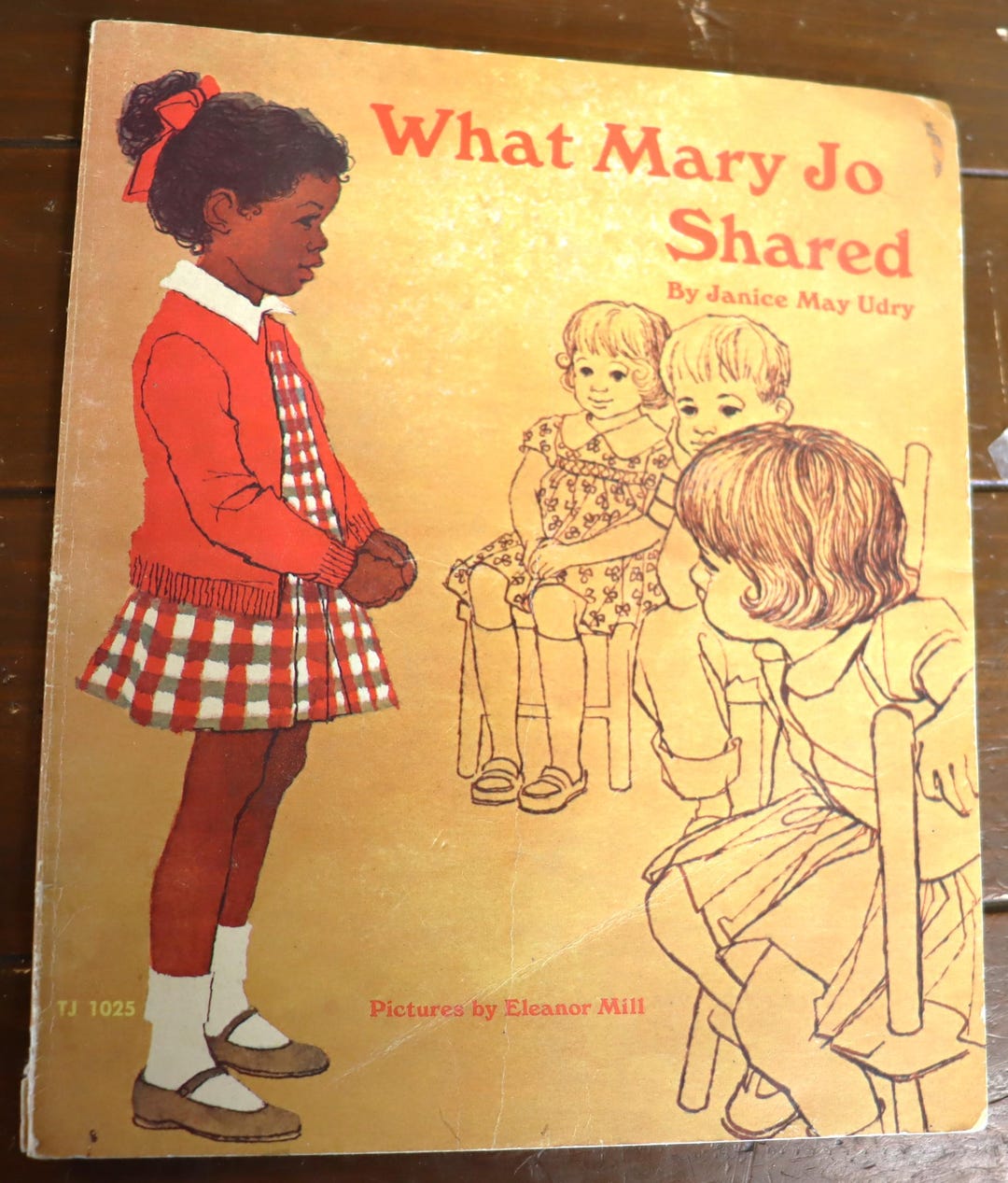 What Mary Jo Shared by Janice May Udry 1966 Scholastic Books - Etsy