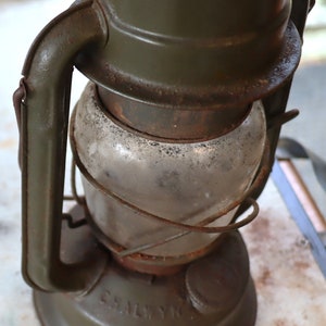 Vintage Oil Lamp Chalwyn Tropic Army Green Made in England 10 by 5 ...