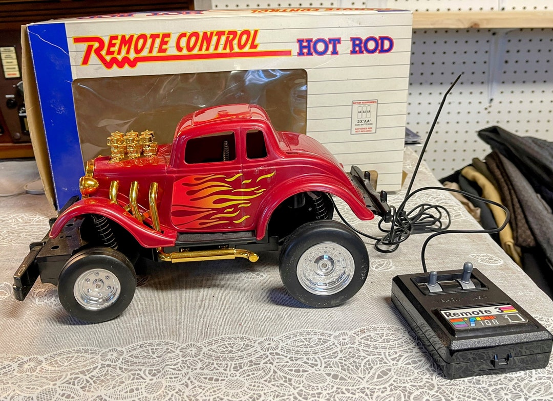 Vintage 1999 Ford Hot Rod Remote Control Car - Eztec Red & Gold - Etsy