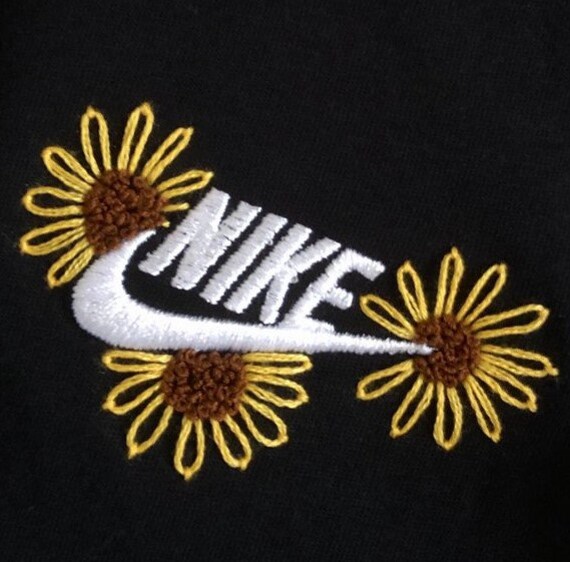 Sale > custom embroidered nike crewneck > in stock