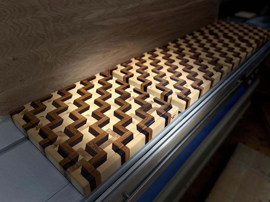 End Grain Cutting Board 3D Zig-zag Pattern - Etsy