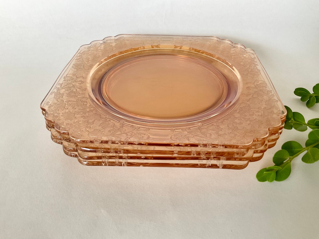 Fostoria 4 Queen Anne Luncheon Glass Plates Light Amber Color, USA Made ...