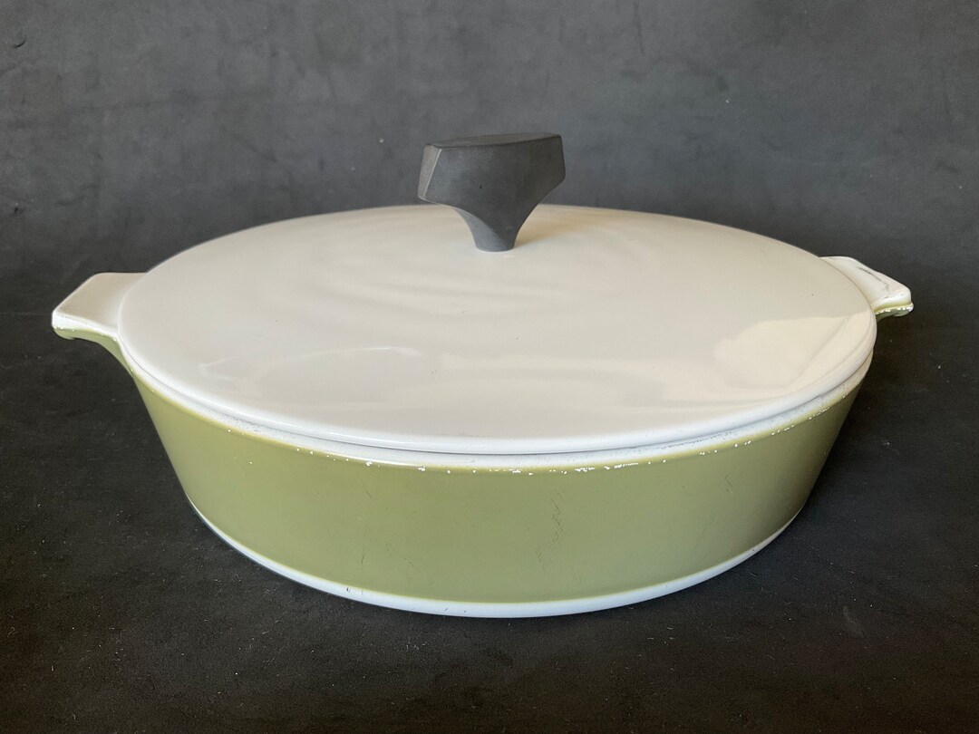 Corning Ware Avocado Green Round Buffet Server, 8 Inch, Made in USA - Etsy