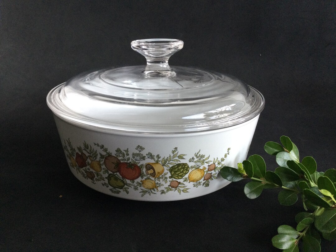 Centura by Corning Vegetable Bowl in the Spice of Life Pattern With Pyrex Glass Lid - Etsy