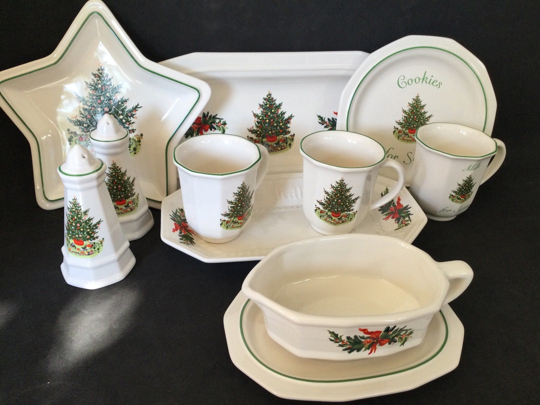 Pfaltzgraff Christmas Heritage Dinnerware Collection , Made in USA ...