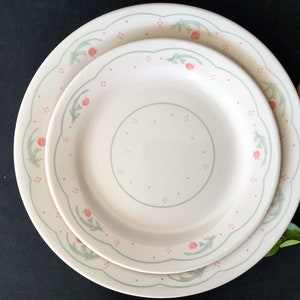 Corelle Calico Rose Pattern Dinnerware Collection, USA Made by Corning ...