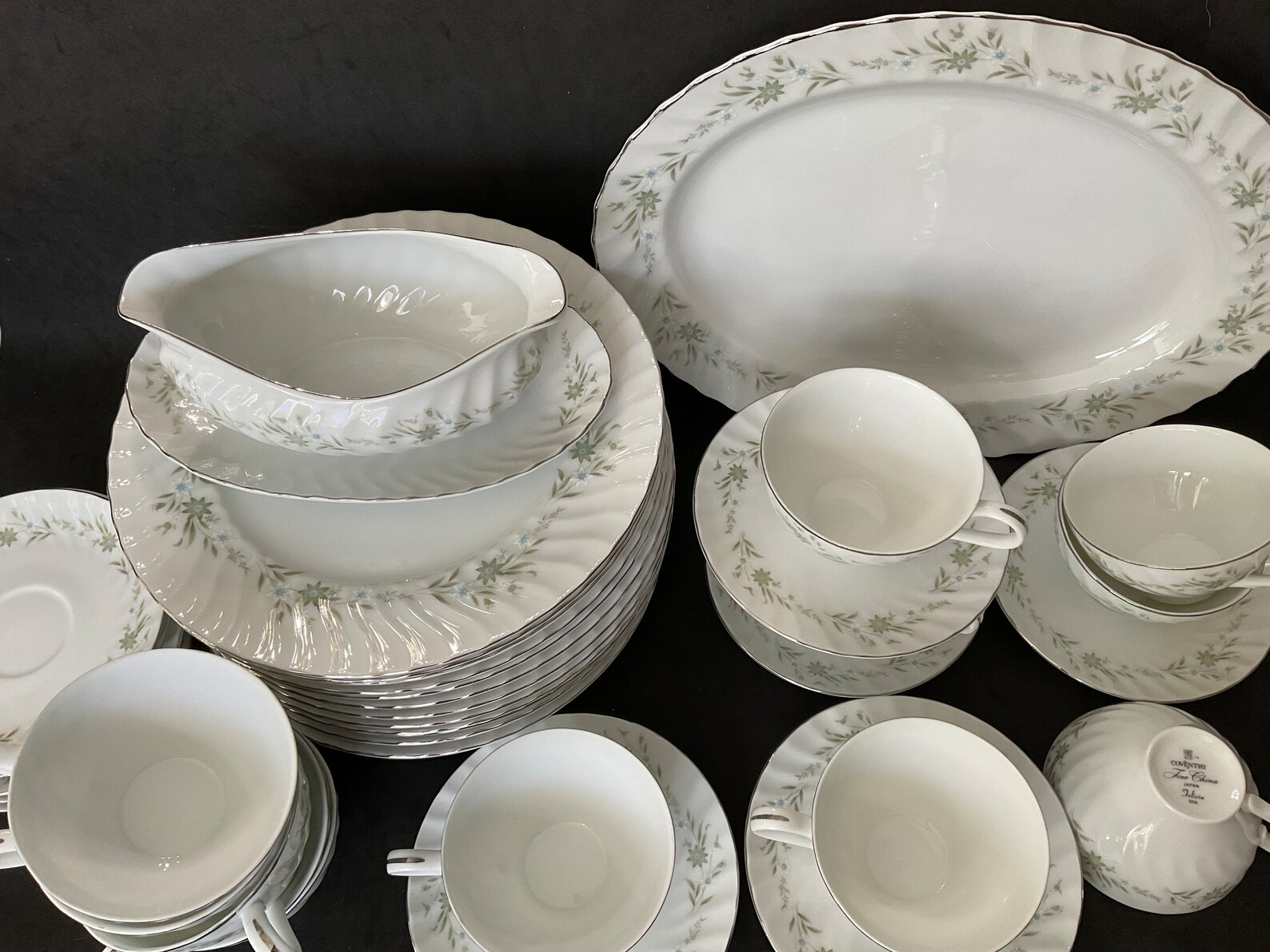 Coventry Felicia 656 Dinnerware Collection by Fine China Japan. Sold ...