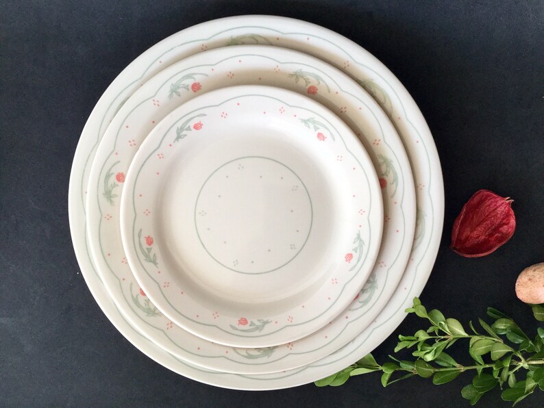 Corelle Calico Rose Pattern Dinnerware Collection, USA Made by Corning ...