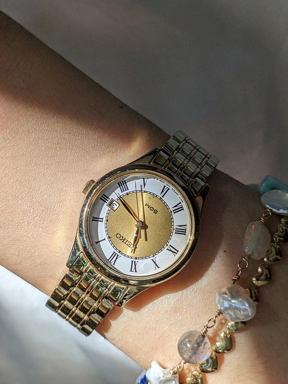 Rare Vintage Seiko Women's Gold Tone 7N82-0GH0 Analog… - Gem