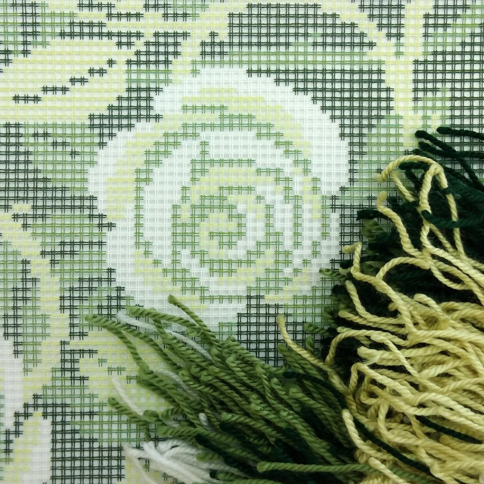 DIY Needlepoint Pillow Kit Rose Curls, Tapestry Pillow Kit Floral ...