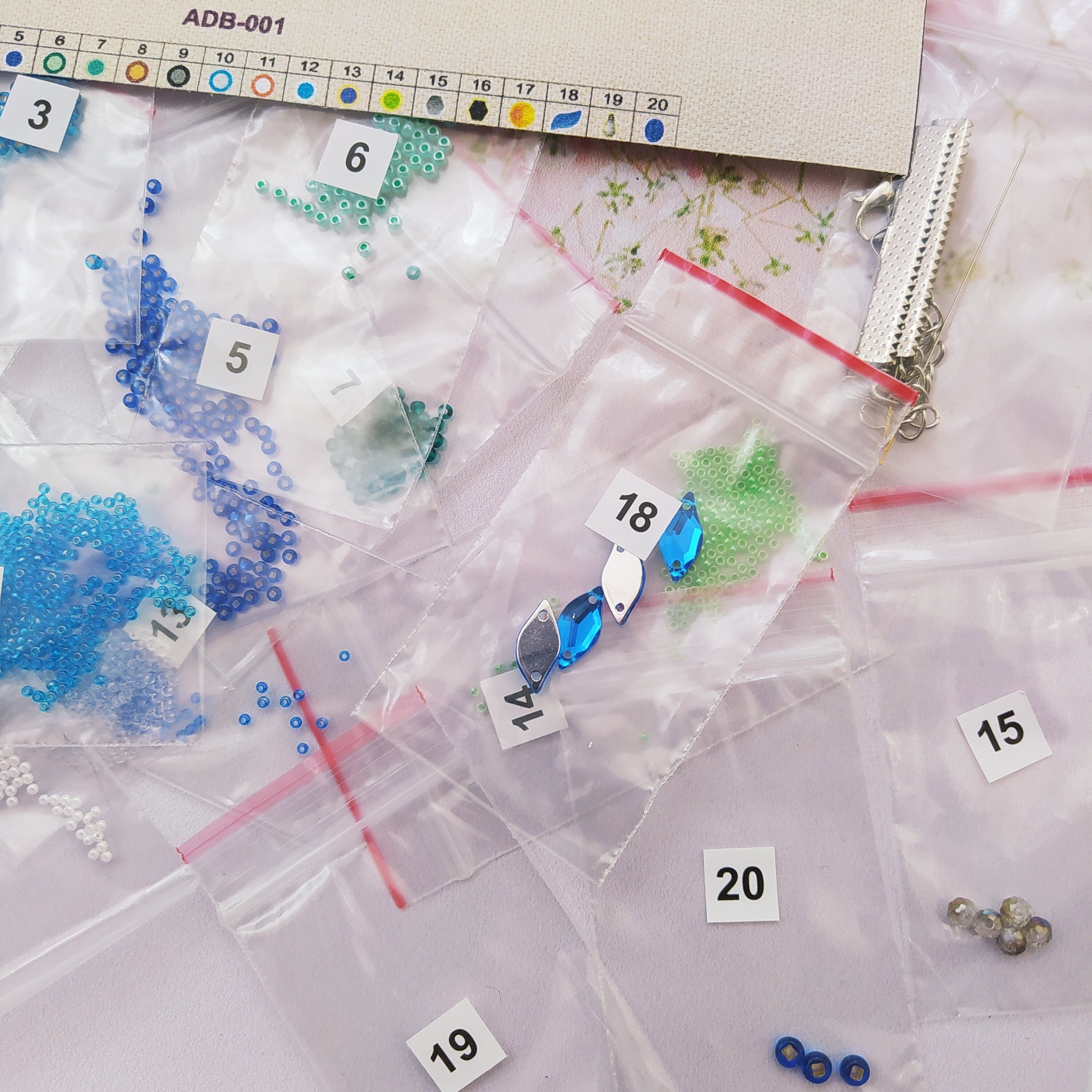 Blue Feathers Beaded Bracelet Kit, Bracelet Beadwork Kit, DIY Jewelry ...