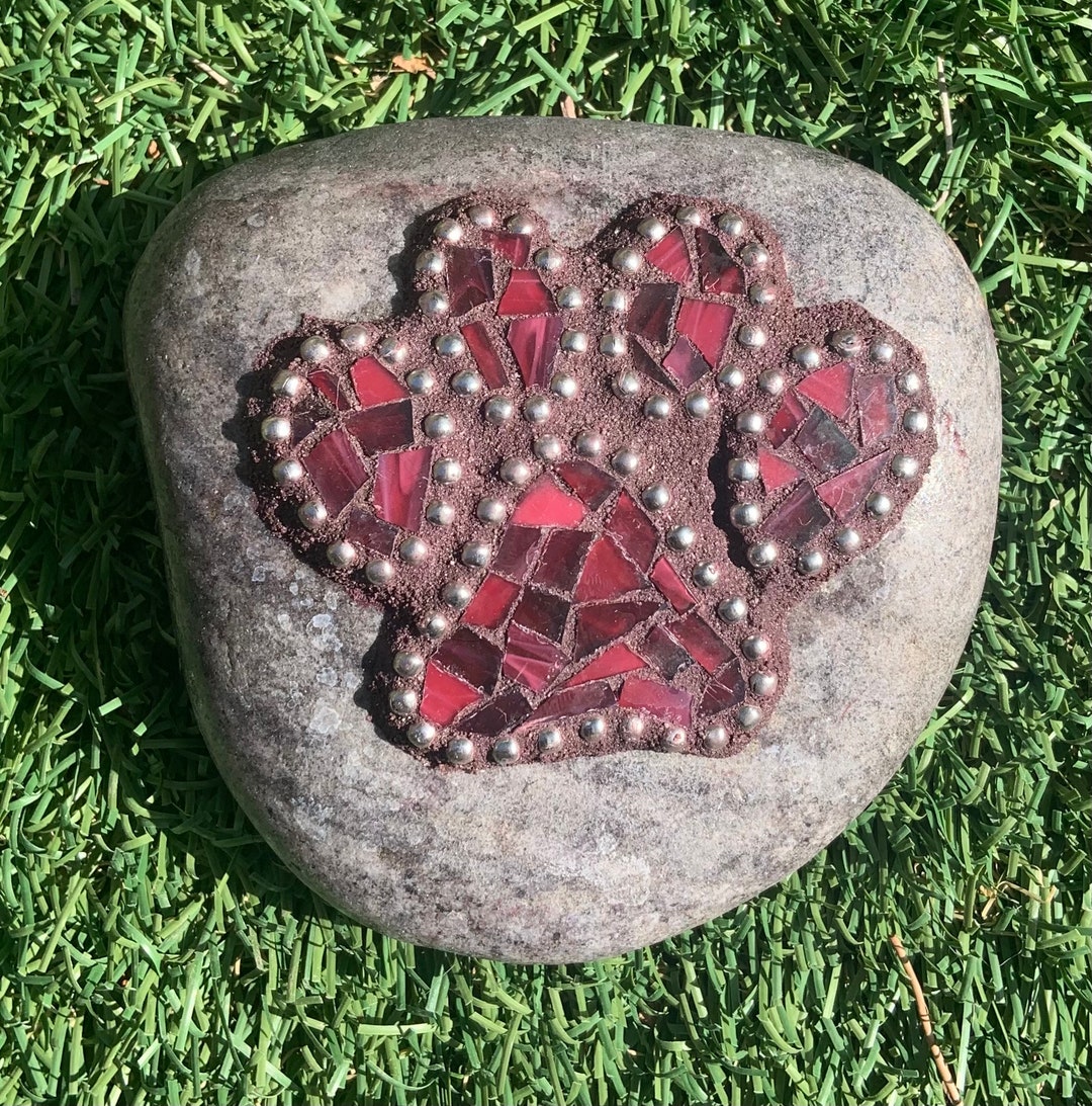 Dog Paw Mosaic on Rock - Etsy