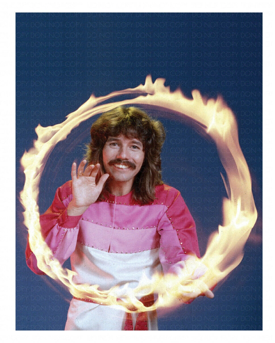 DOUG HENNING Fire Ring Publicity Photo 1970s / Magician Photo Reprint ...