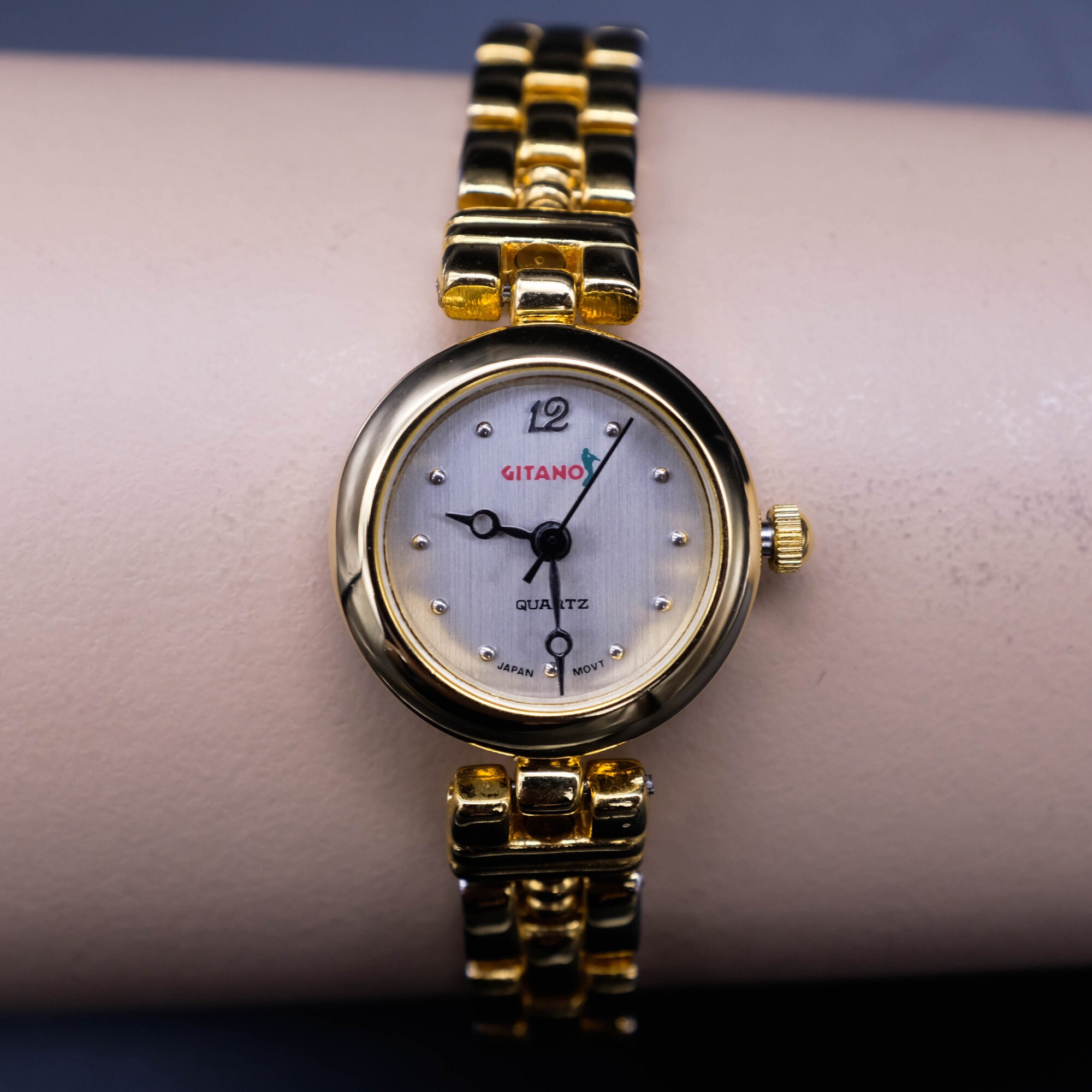 1980's Vintage Quartz Wirst Watch Retro & Ultra Unique Design ...