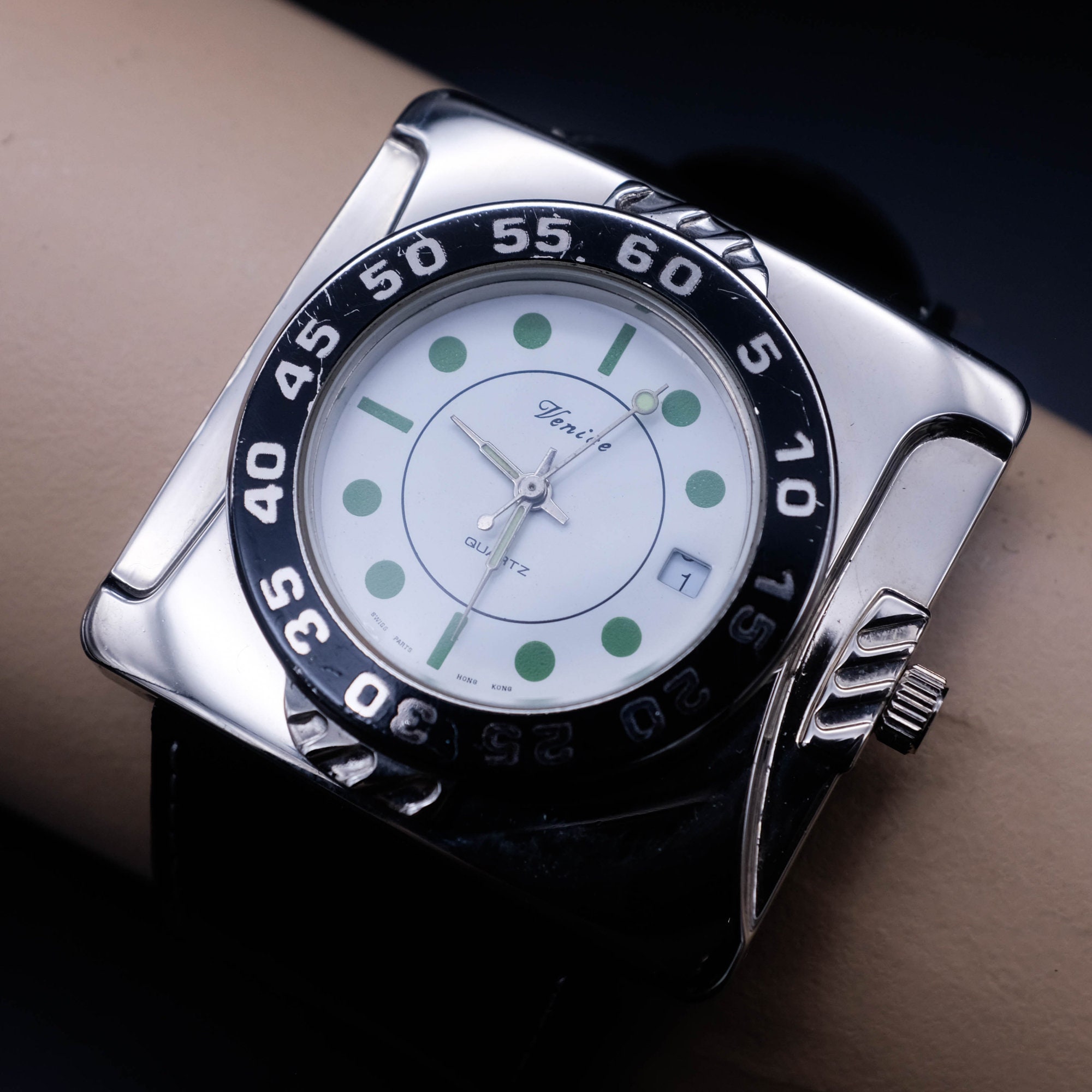 1980's Vintage Quartz Wirst Watch Retro & Ultra Unique | Etsy