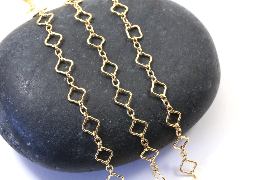 14K Gold Filled Small 5mm Clover Flower Chain Between Three 2mm X 2.5mm ...