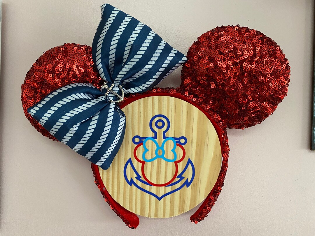 Disney Mickey Minnie Mouse Ear Display Custom Made Wall Hanging Wood ...