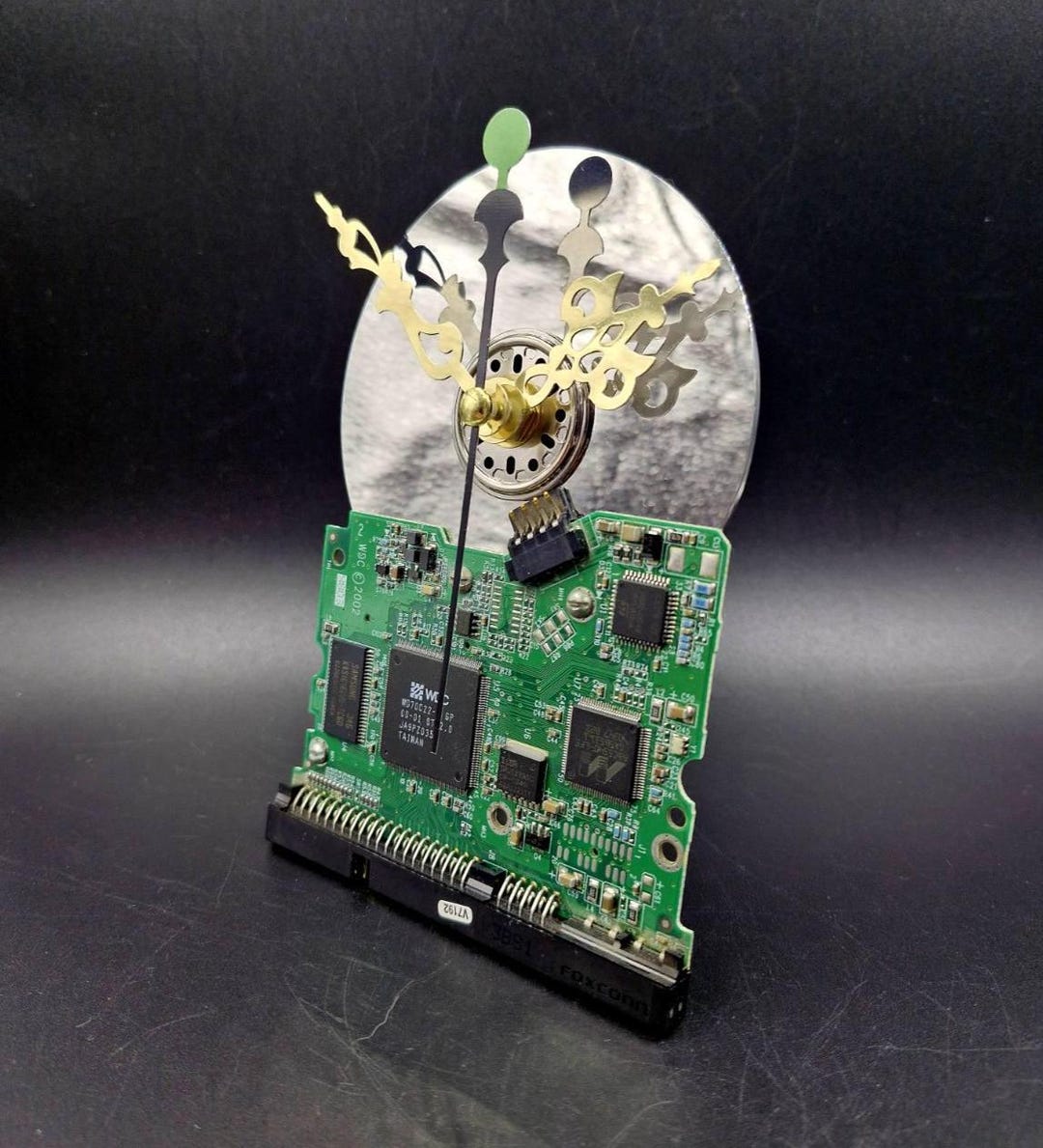 Recycled Computer Part Table Clock: Geek Tech Office Decor - Etsy
