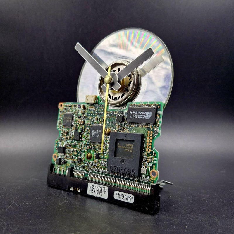 Computer Geek Gifts - 60+ Gift Ideas for 2025