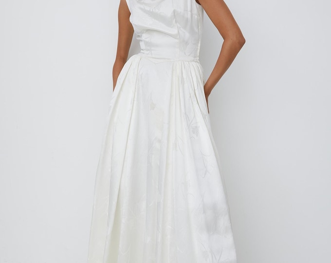 Vintage 1940s Wedding Gown Cut in Liquid Satin Detailed With Subtle ...