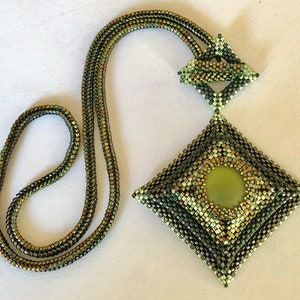 Beaded Geometric Deco Pendant Tutorial - Etsy