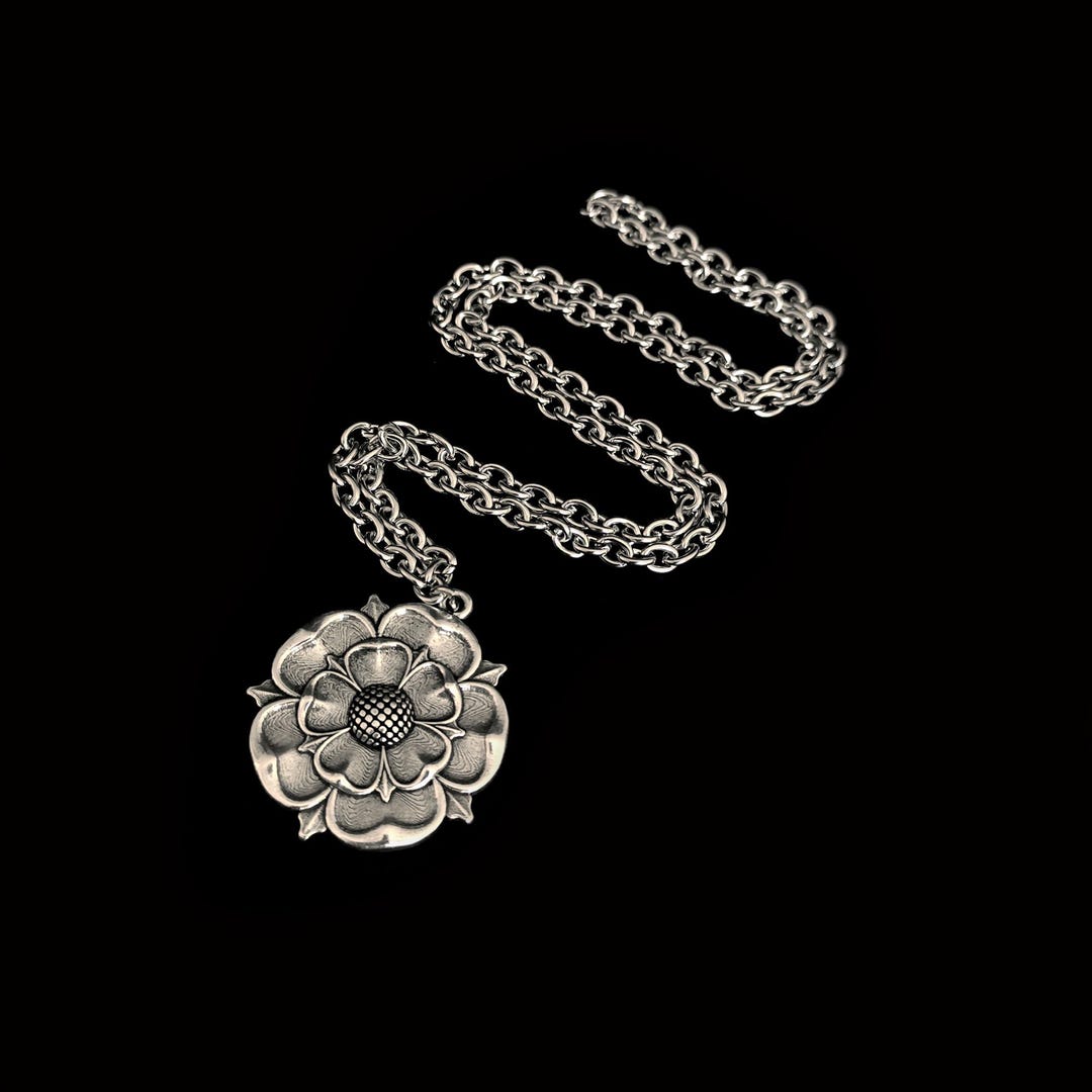 Tudor Rose Chain Necklace, Medallion Silver or Brass - Etsy