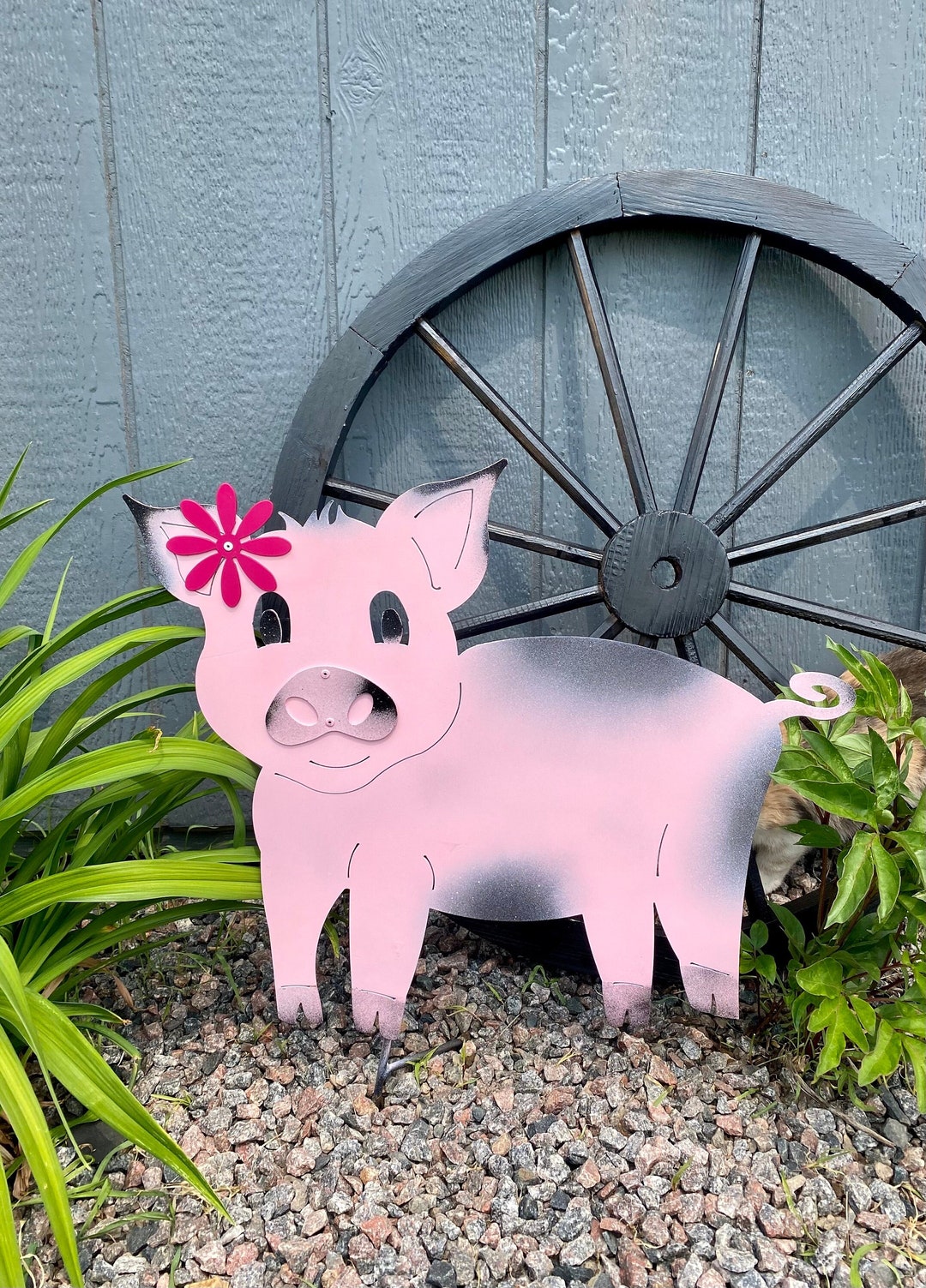 Metal Pig Yard Stake/ Outdoor Pig Decoration/ Farm and Barn Decoration ...