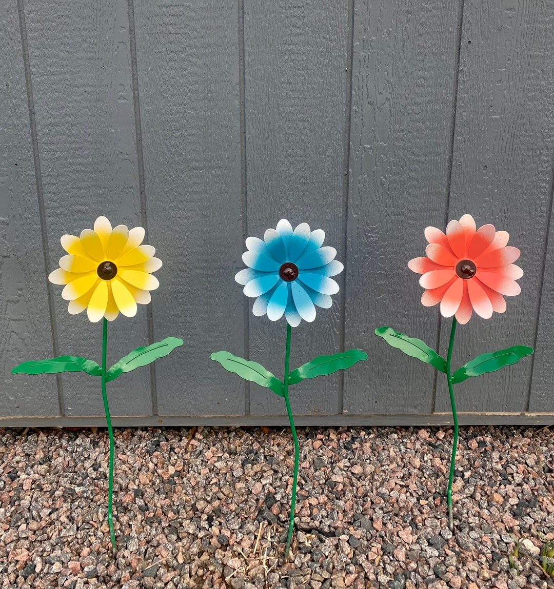 Metal Flower Set/ Outdoor Metal Flower Decoration/ Painted Metal Flower ...