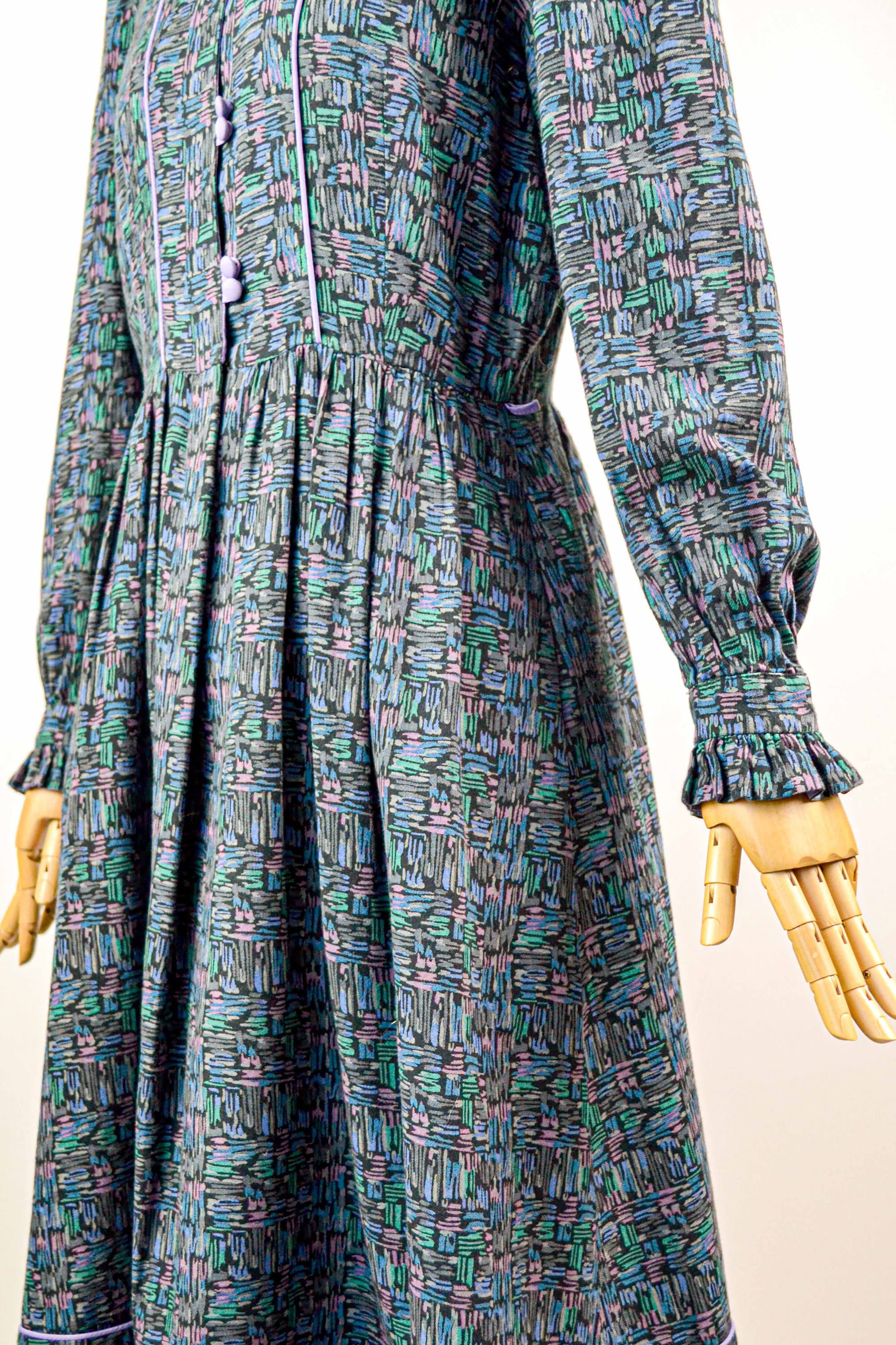 All About the Details 1970s Vintage Marion Donaldson - Etsy