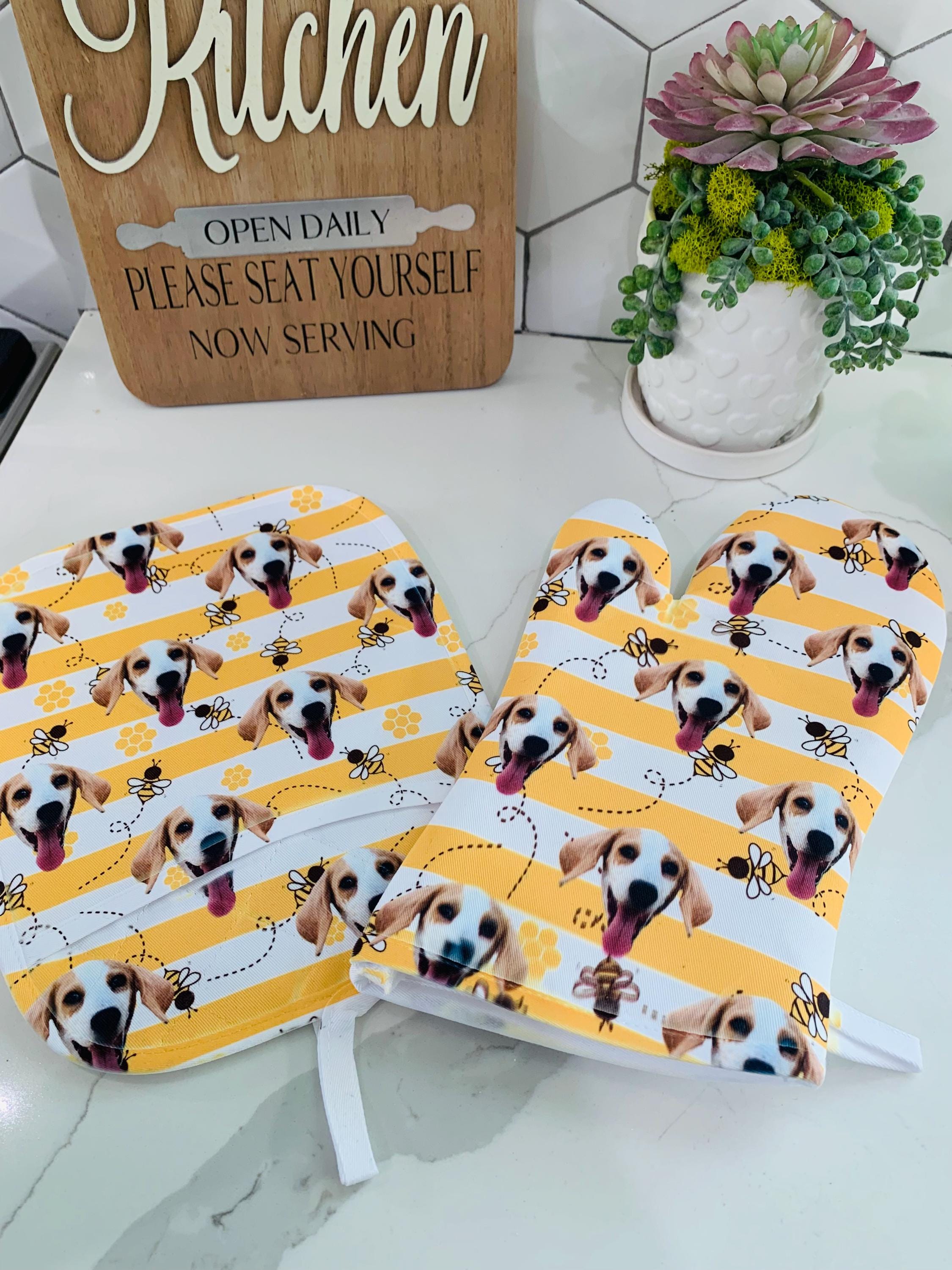 Custom Pet Oven Mitten Set With Pot Holder - Personalized Dog & Cat ...